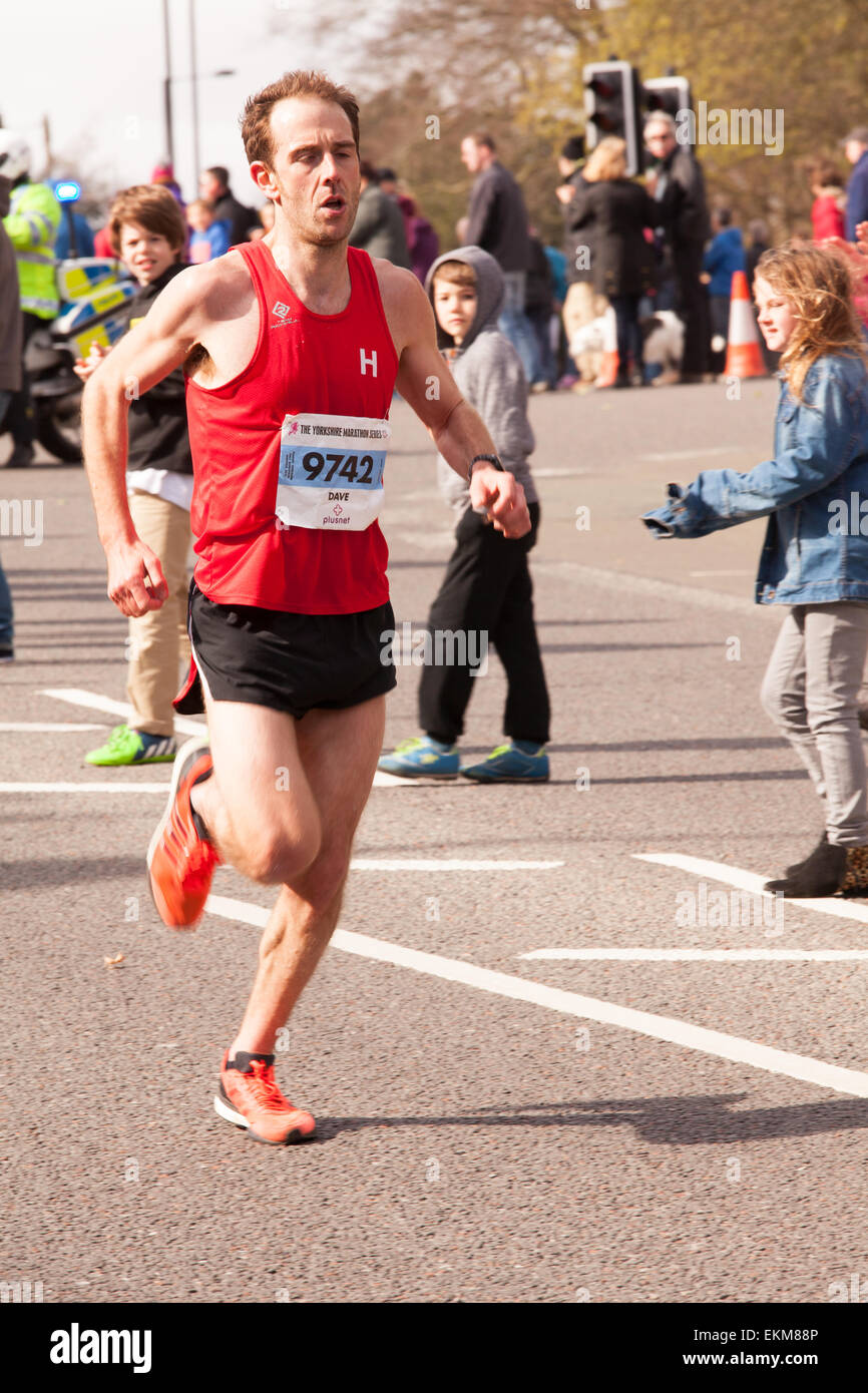 Sheffield half marathon hi-res stock photography and images - Alamy
