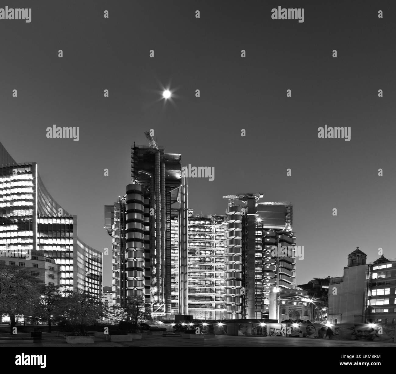 Picture city night Black and White Stock Photos & Images - Alamy