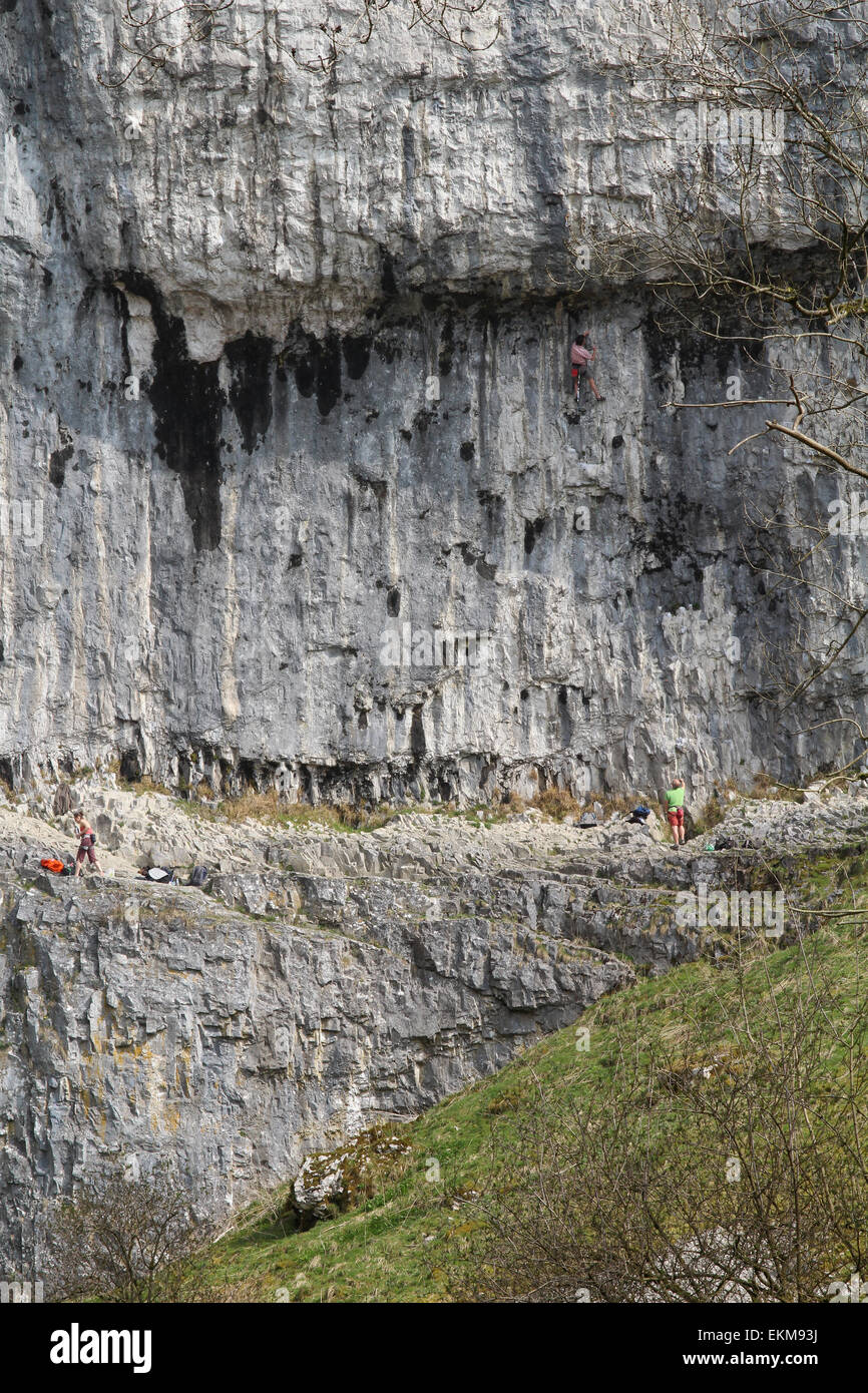 Climbers at Malham Cove Stock Photo - Alamy