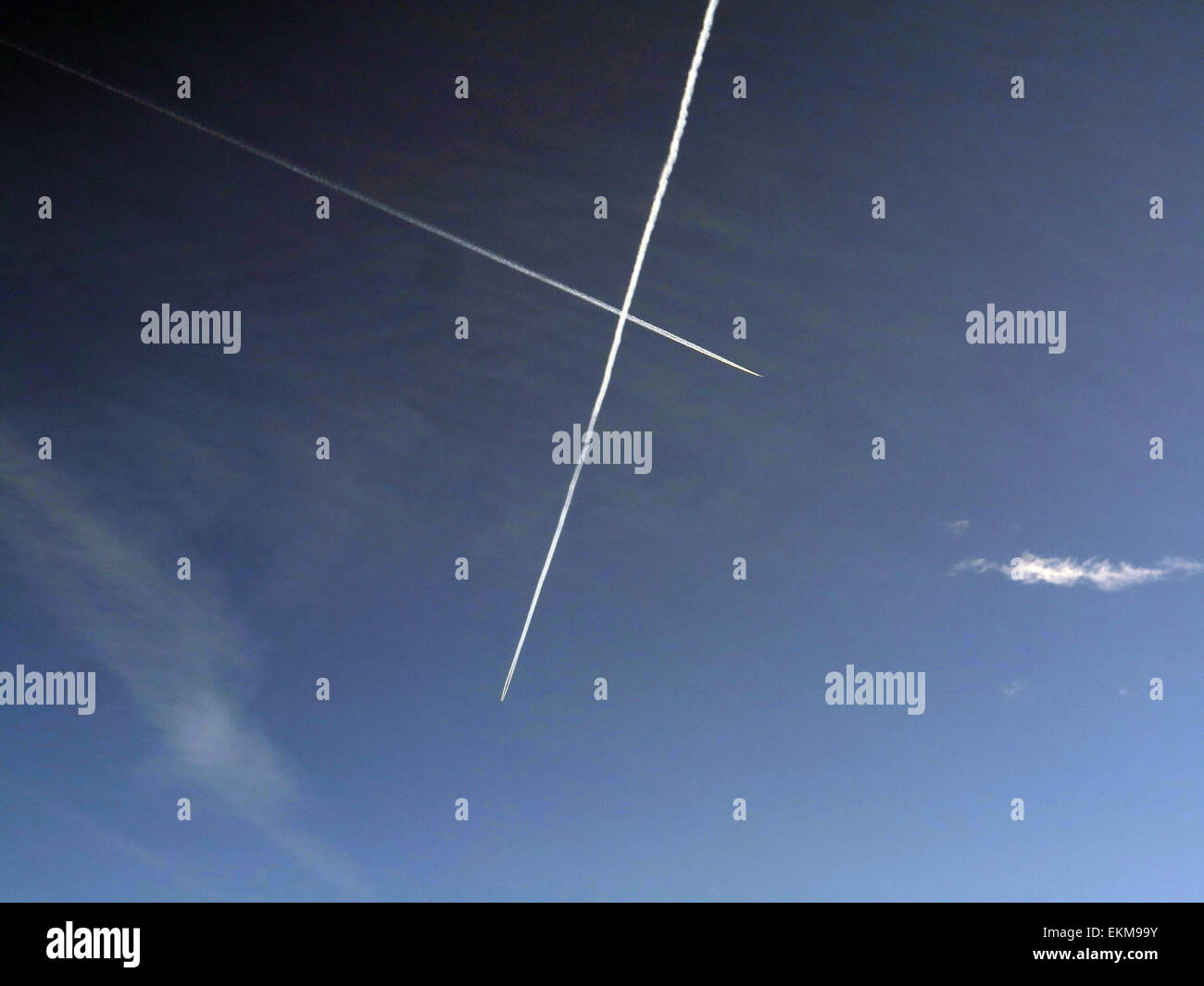 Jet engine pollution hi-res stock photography and images - Alamy