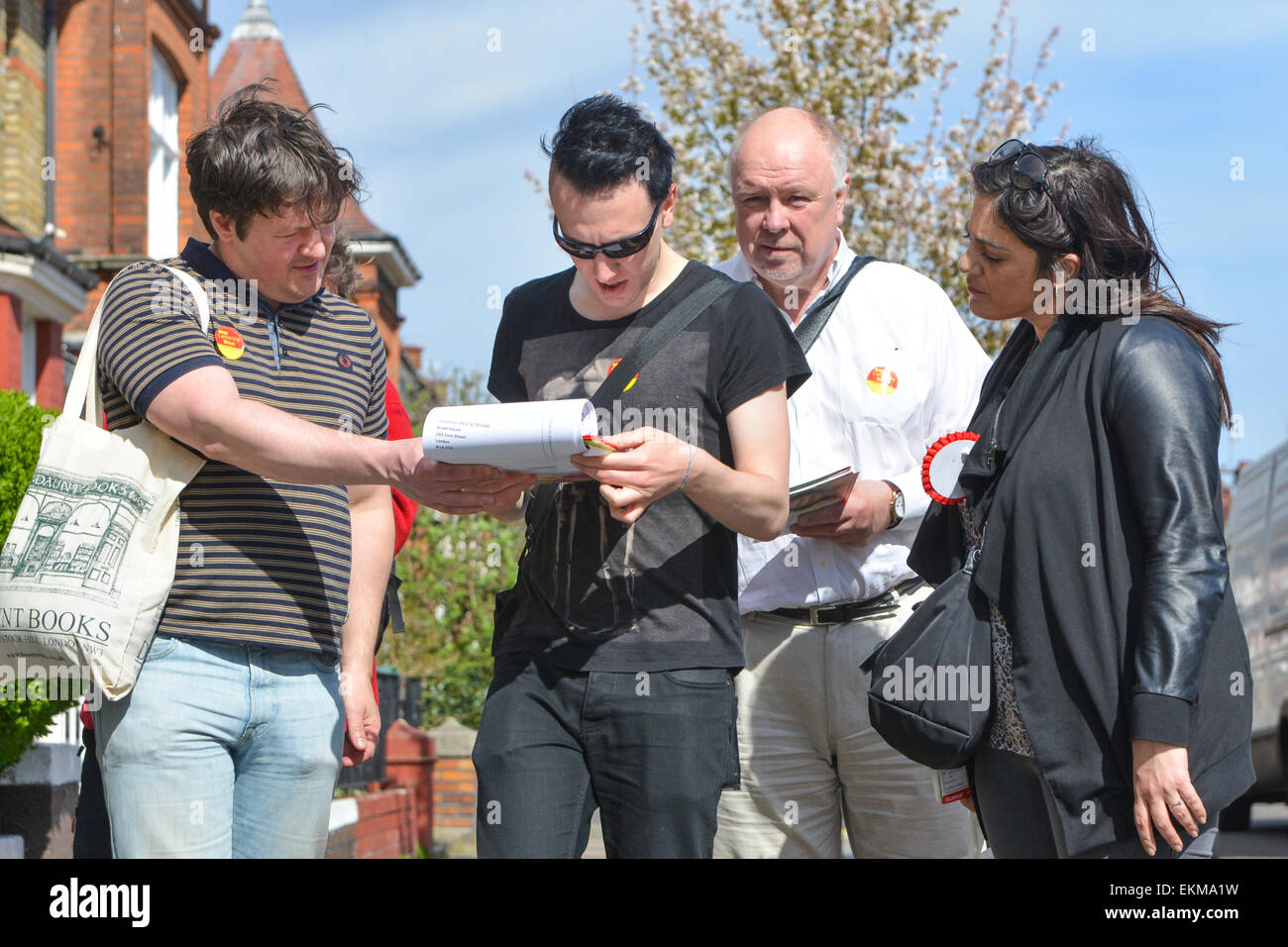 Doorstep canvassing hi-res stock photography and images - Alamy