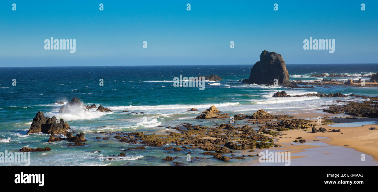 Glasshouse Rocks Beach, Narooma, Australia Stock Photo - Alamy