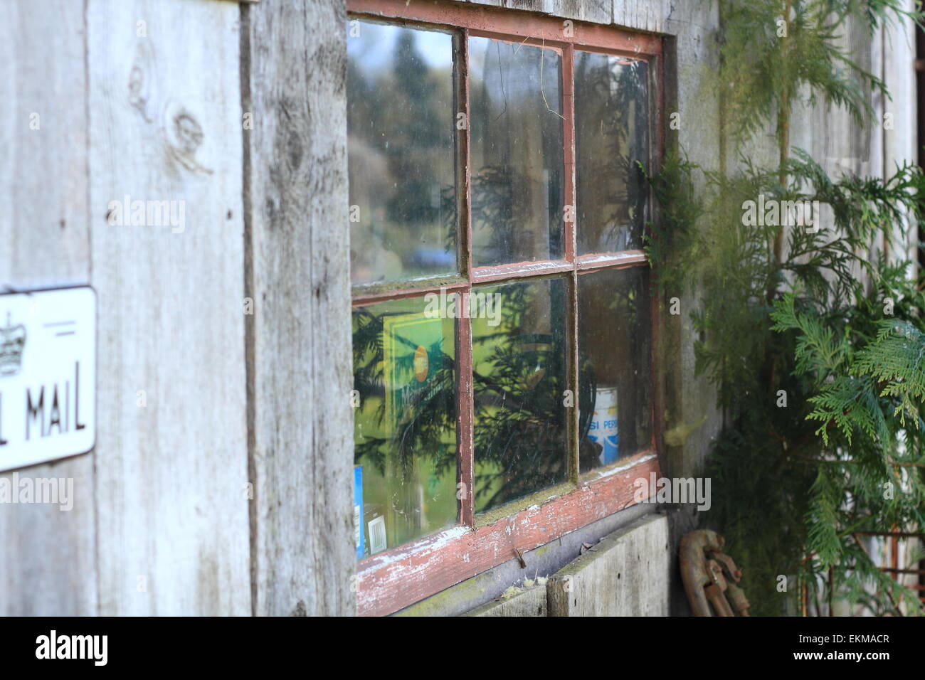 Decorative window panels hi-res stock photography and images - Alamy