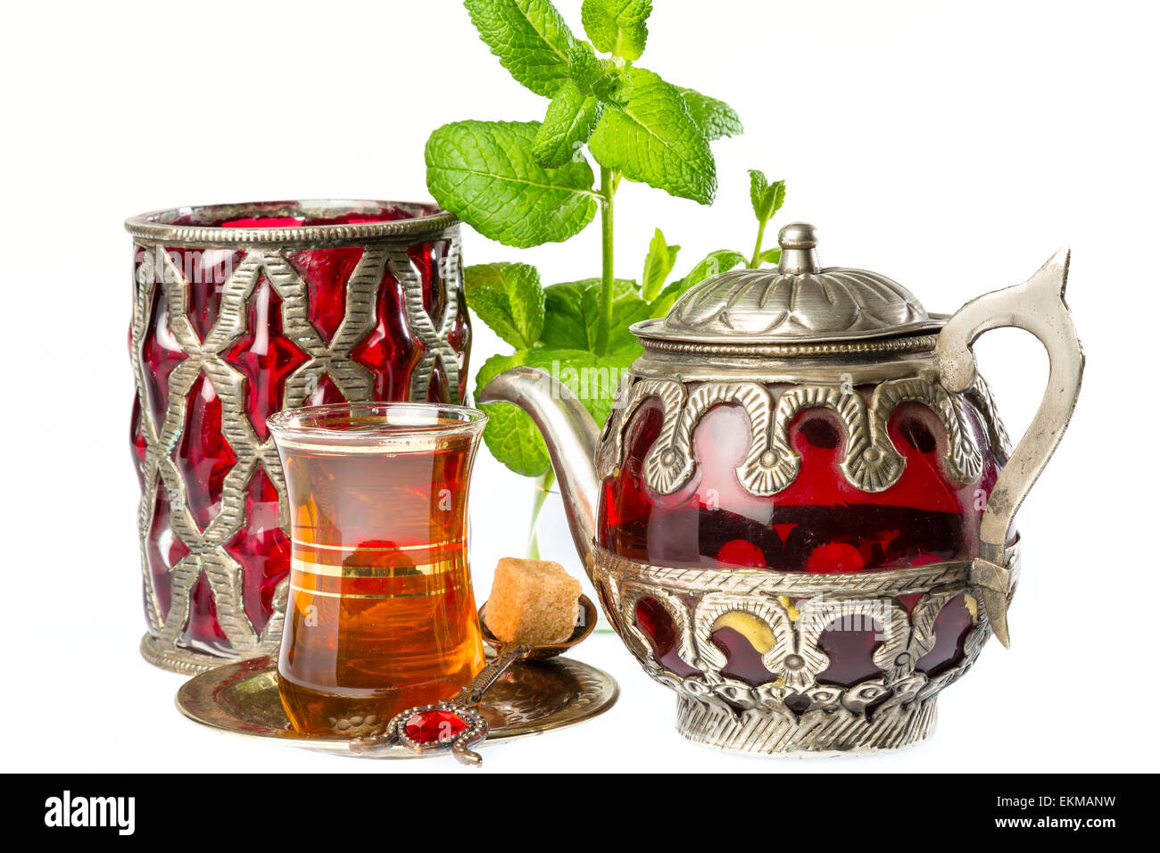Mint tea - traditional Arabian refreshing drink Stock Photo - Alamy