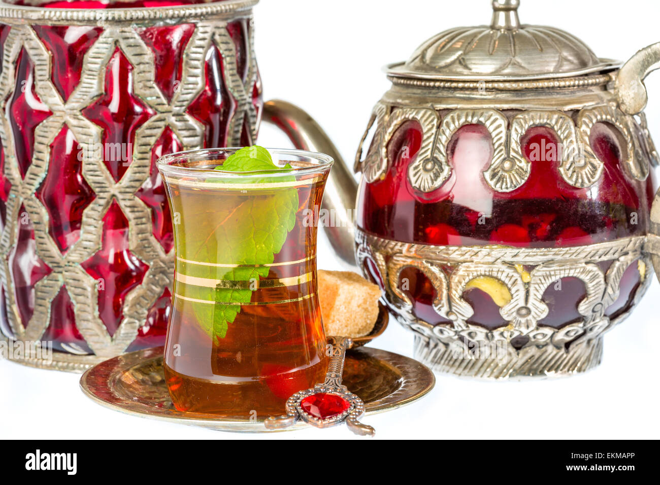 Mint tea - traditional Arabian refreshing drink Stock Photo - Alamy