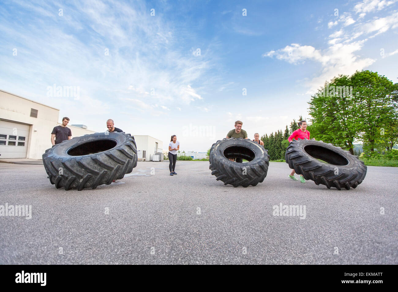 Fitness heavy outdoor hi-res stock photography and images - Alamy