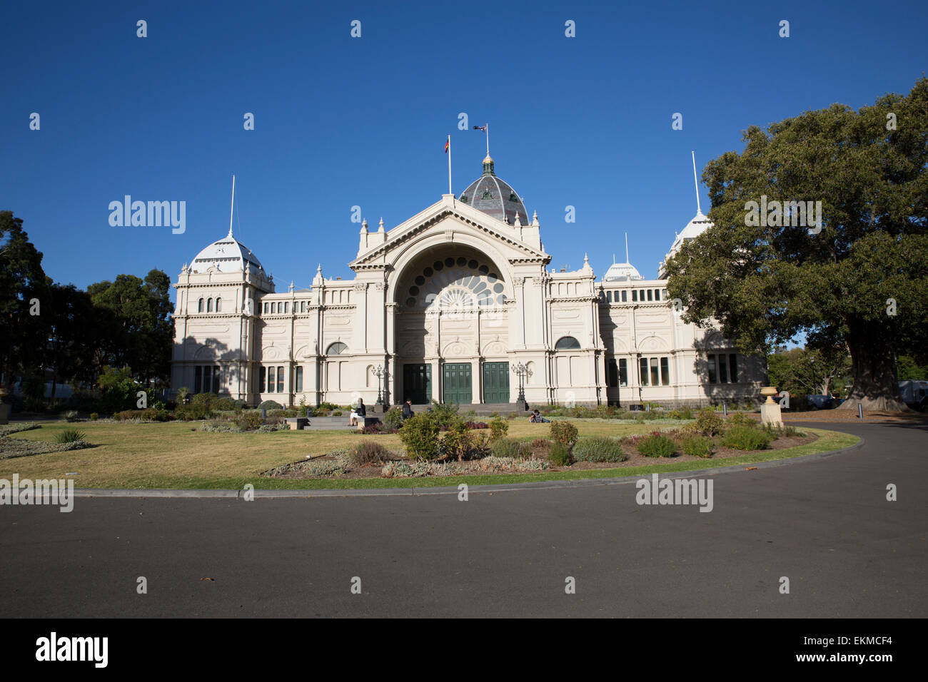 The Royal Exhibition Building in Carlton Gardens, Melbourne, Australia ...