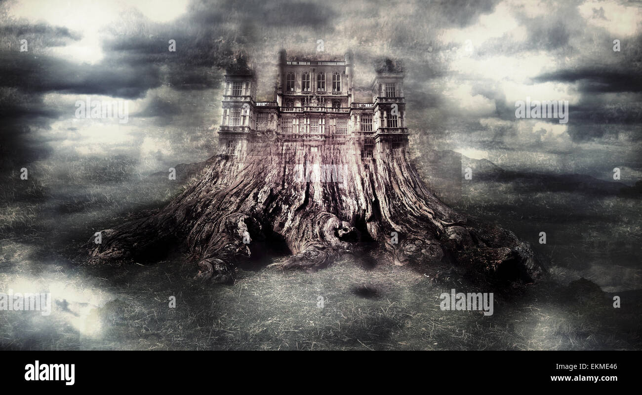 Spooky castle hi-res stock photography and images - Alamy