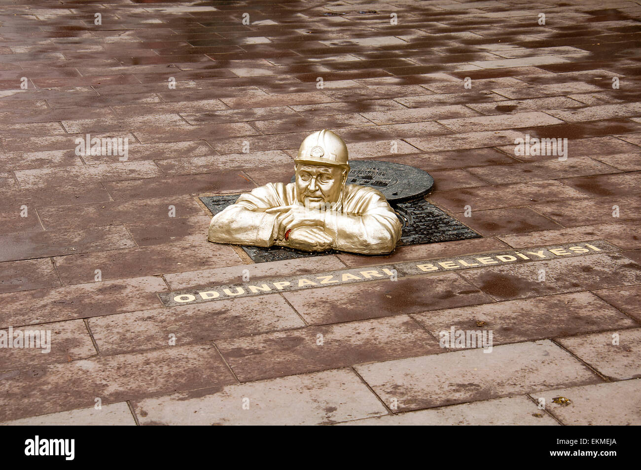 Statue of Worker Stock Photo - Alamy