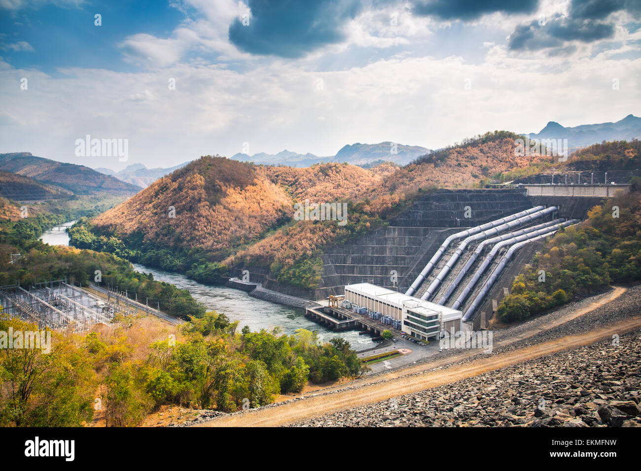 Srinagarind dam hi-res stock photography and images - Alamy