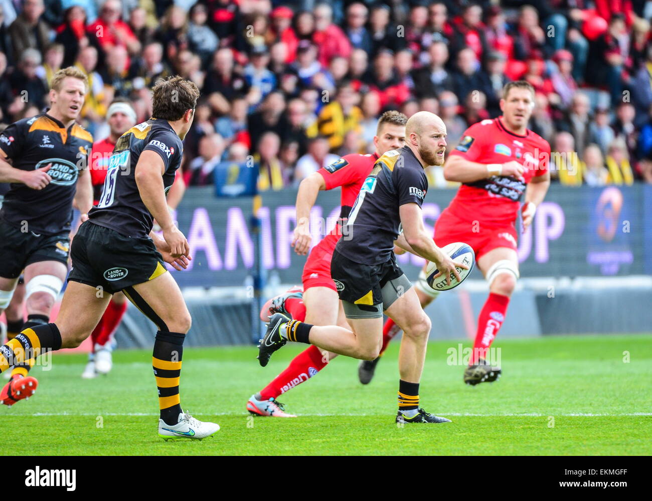 Joe simpson hi-res stock photography and images - Alamy