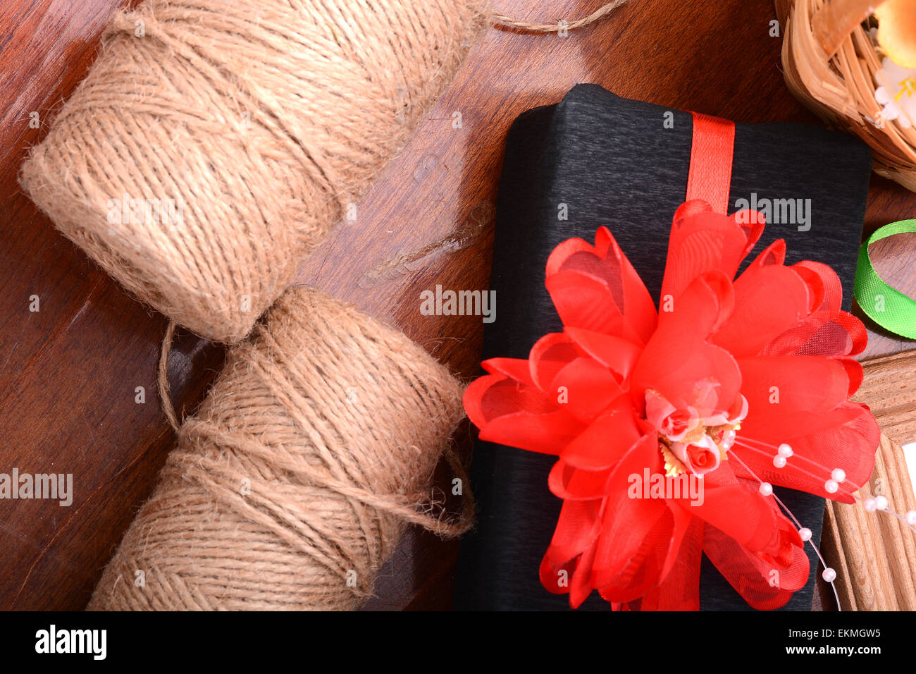 Golden shiny thread hi-res stock photography and images - Alamy