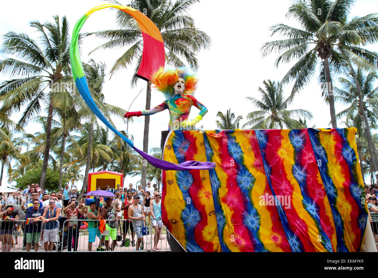 Miami beach live ocean drive hi-res stock photography and images - Alamy