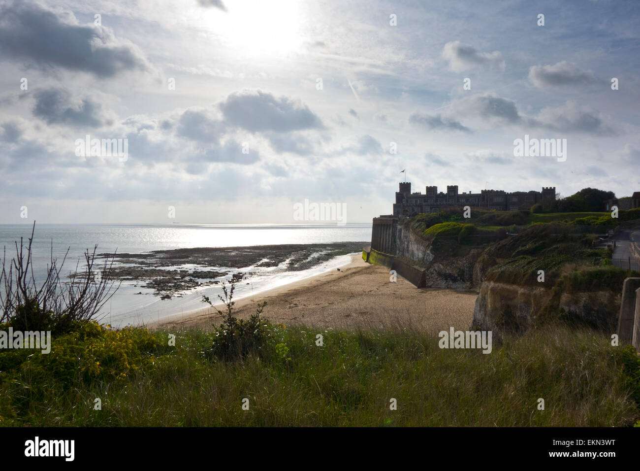 Kingsgate bay thanet hi-res stock photography and images - Alamy