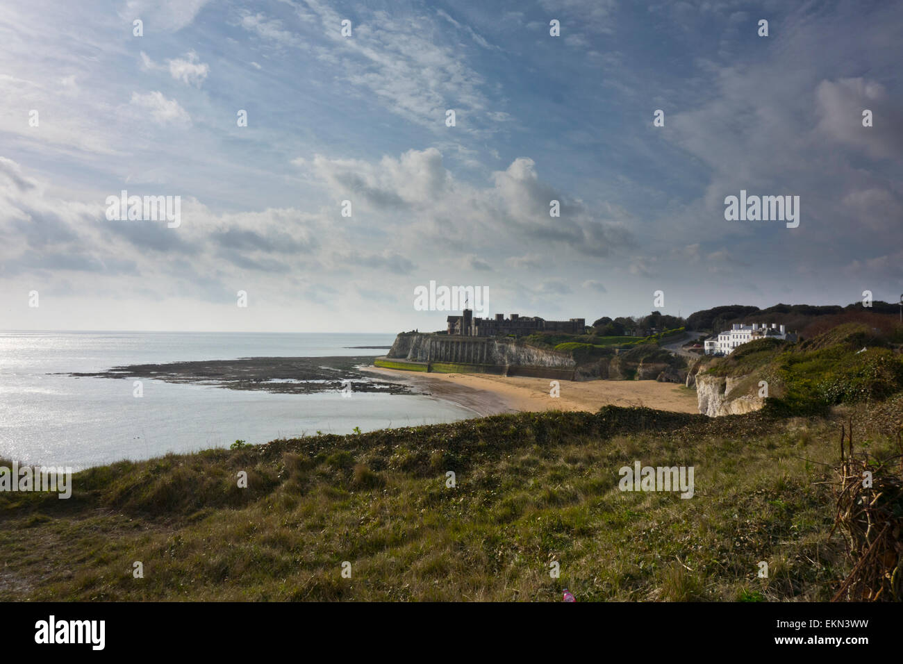 Kingsgate bay thanet hi-res stock photography and images - Alamy