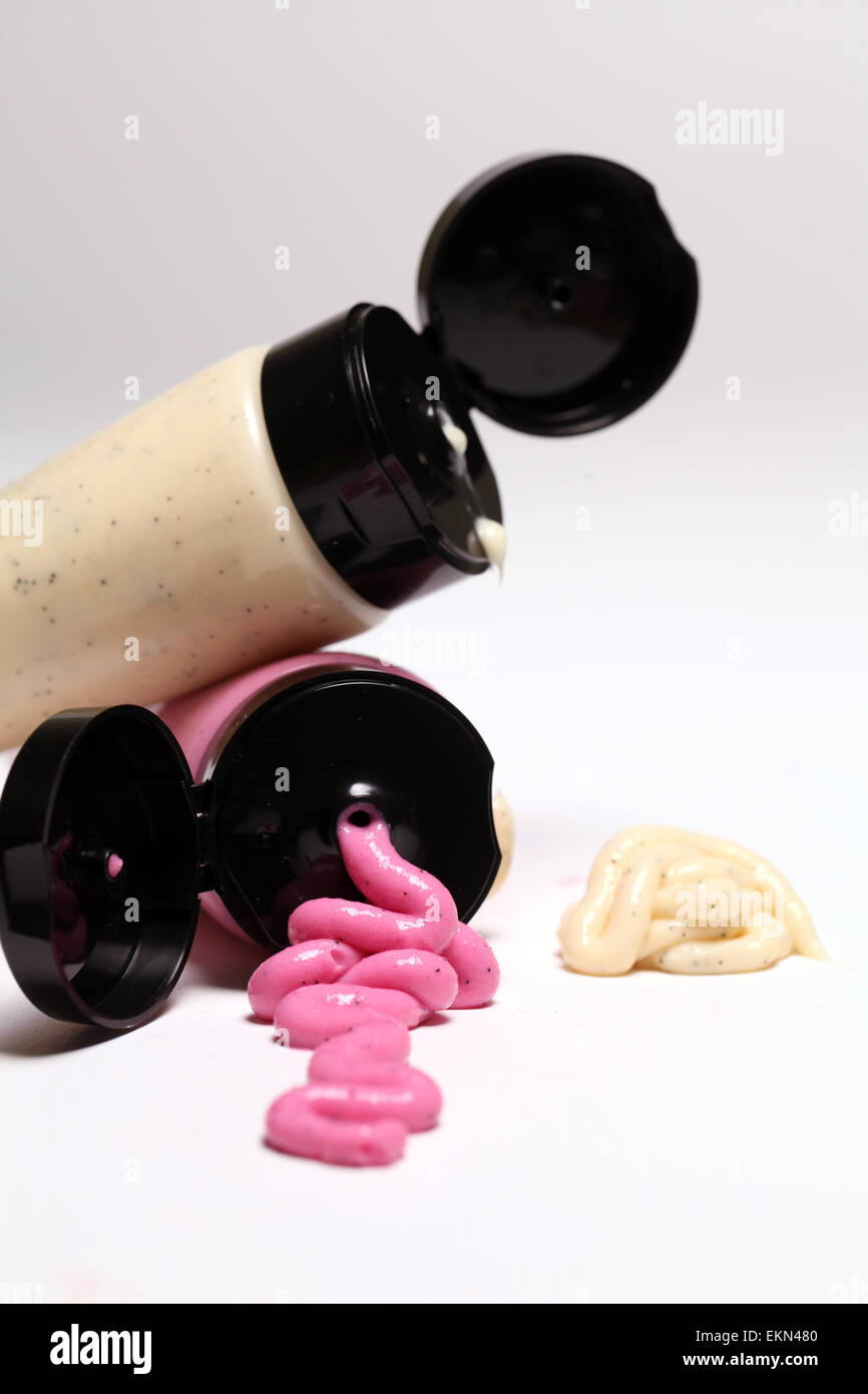 Scrub squeezed out from tube Stock Photo - Alamy