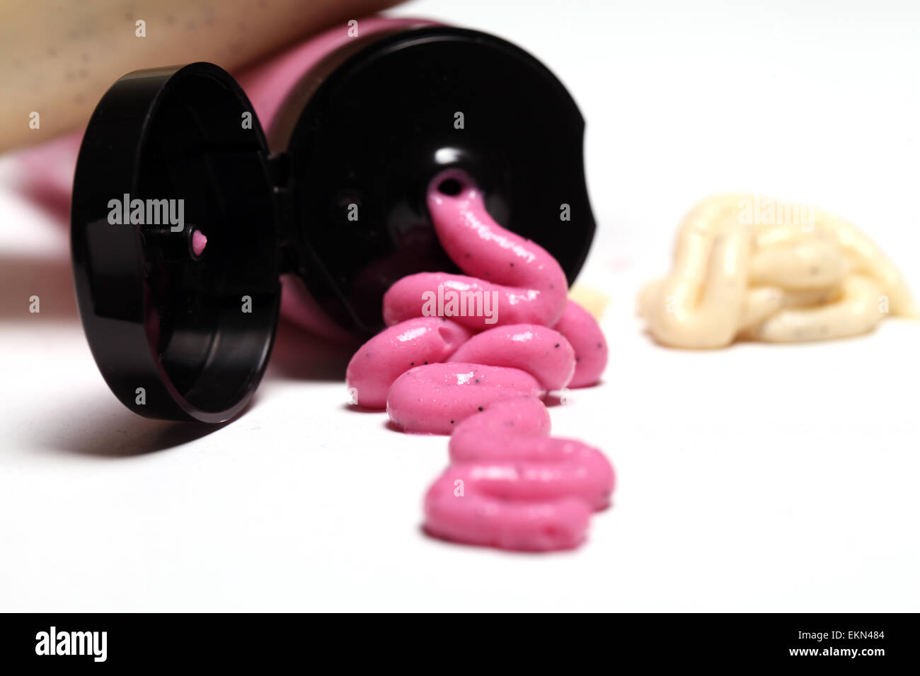 Scrub squeezed out from tube Stock Photo - Alamy