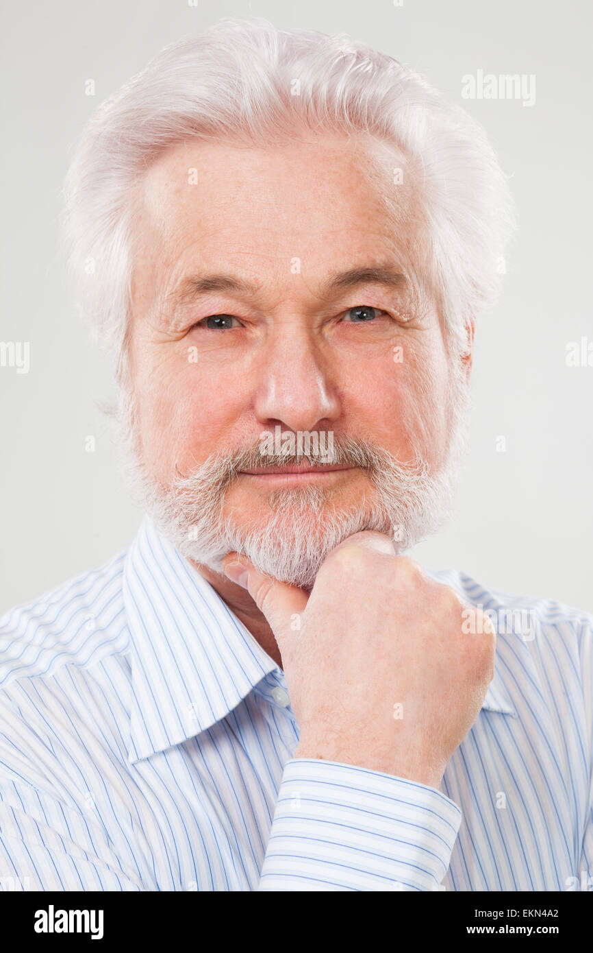Handsome elderly man with beard Stock Photo - Alamy