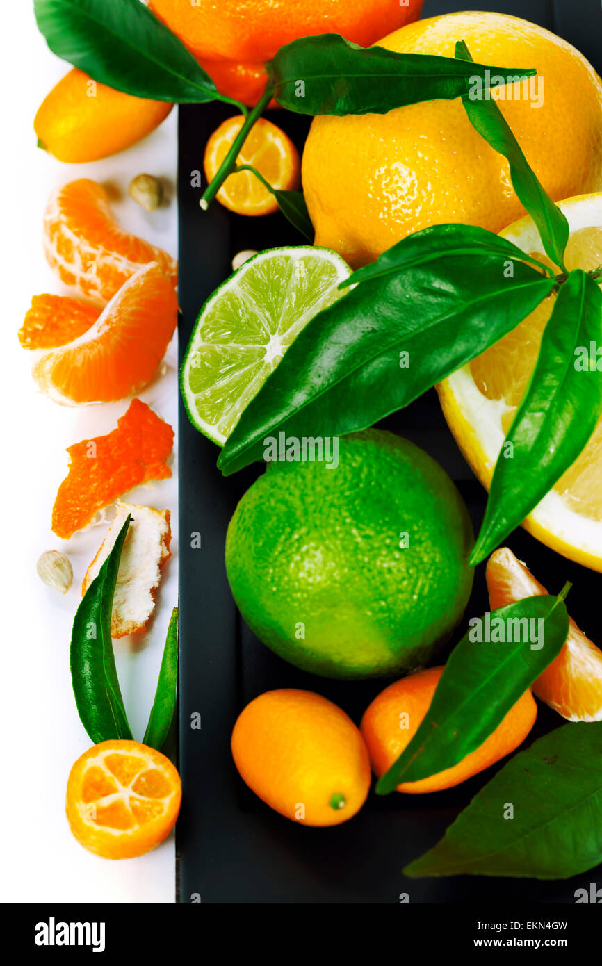 Citrus fruits border Stock Photo - Alamy