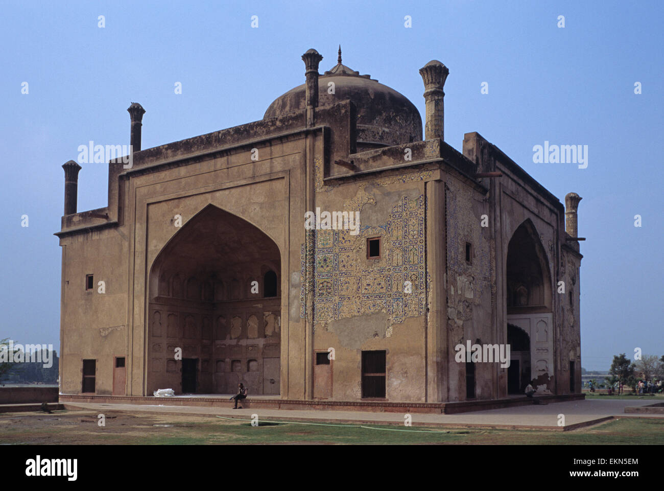 chini ki rauza tomb agra india Stock Photo - Alamy