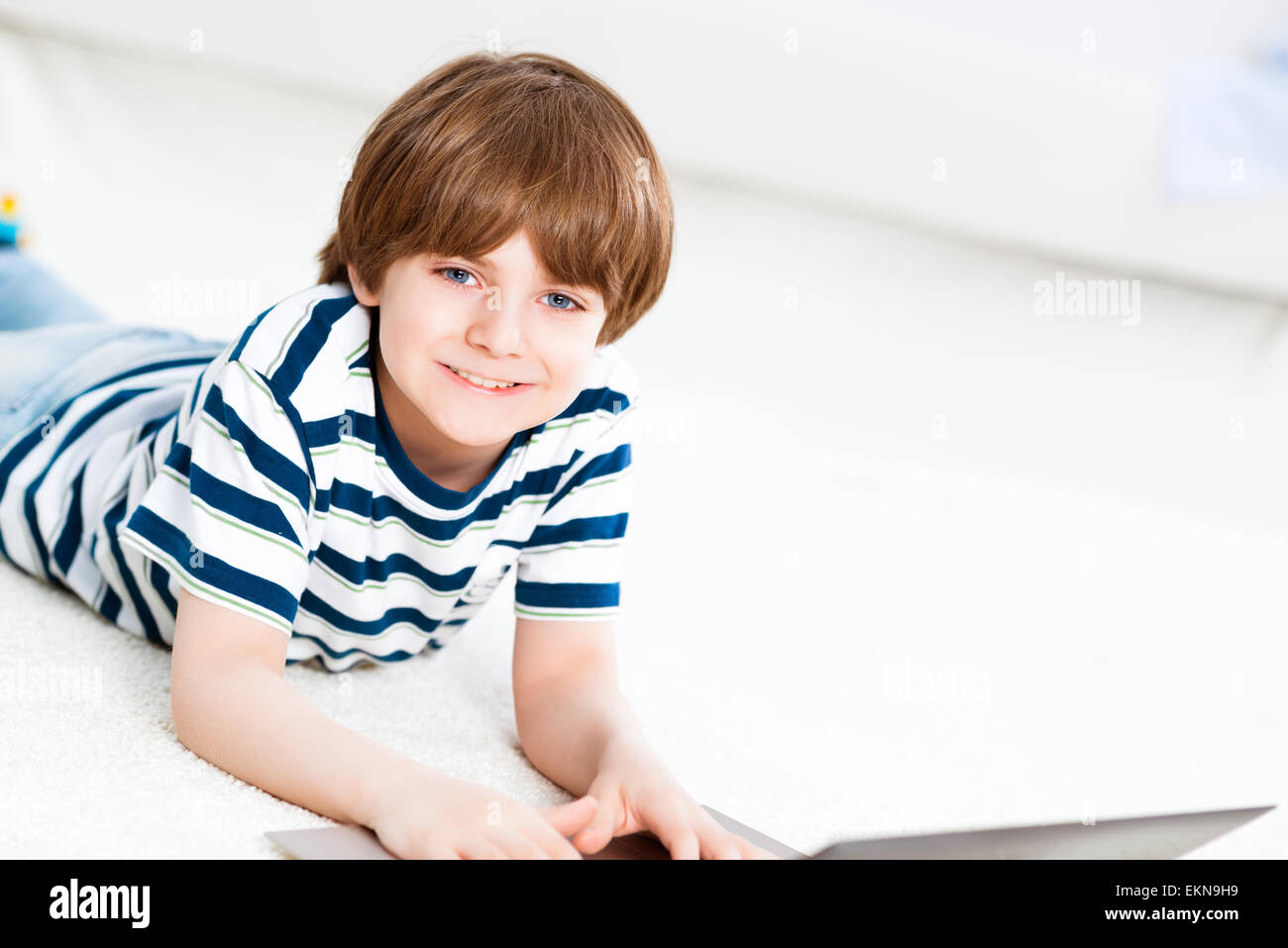 boy with a laptop Stock Photo - Alamy
