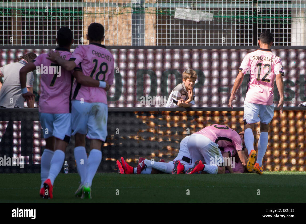 Udine, Italy. 12th Apr, 2015. Palermo team group Football/Soccer ...