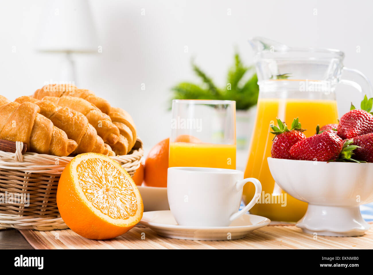 Table setting continental breakfast coffee hi-res stock photography and ...