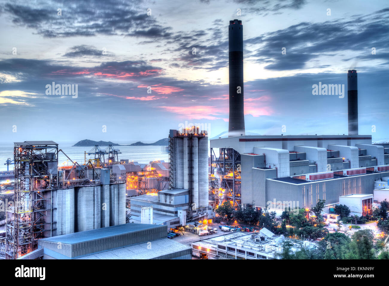 Night power substation hi-res stock photography and images - Alamy