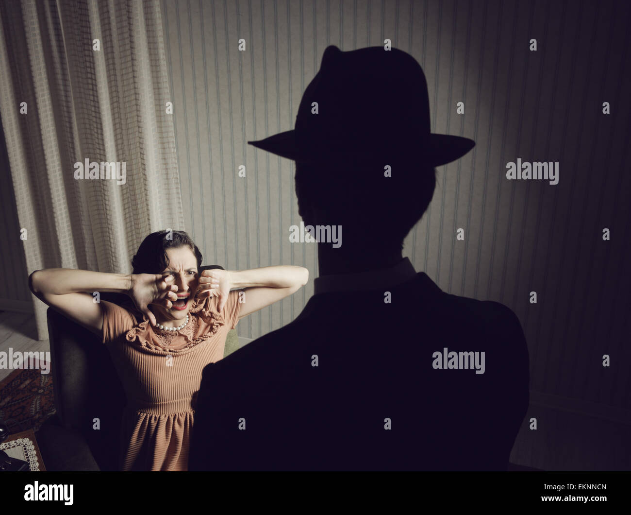 Screaming woman 1950's hi-res stock photography and images - Alamy