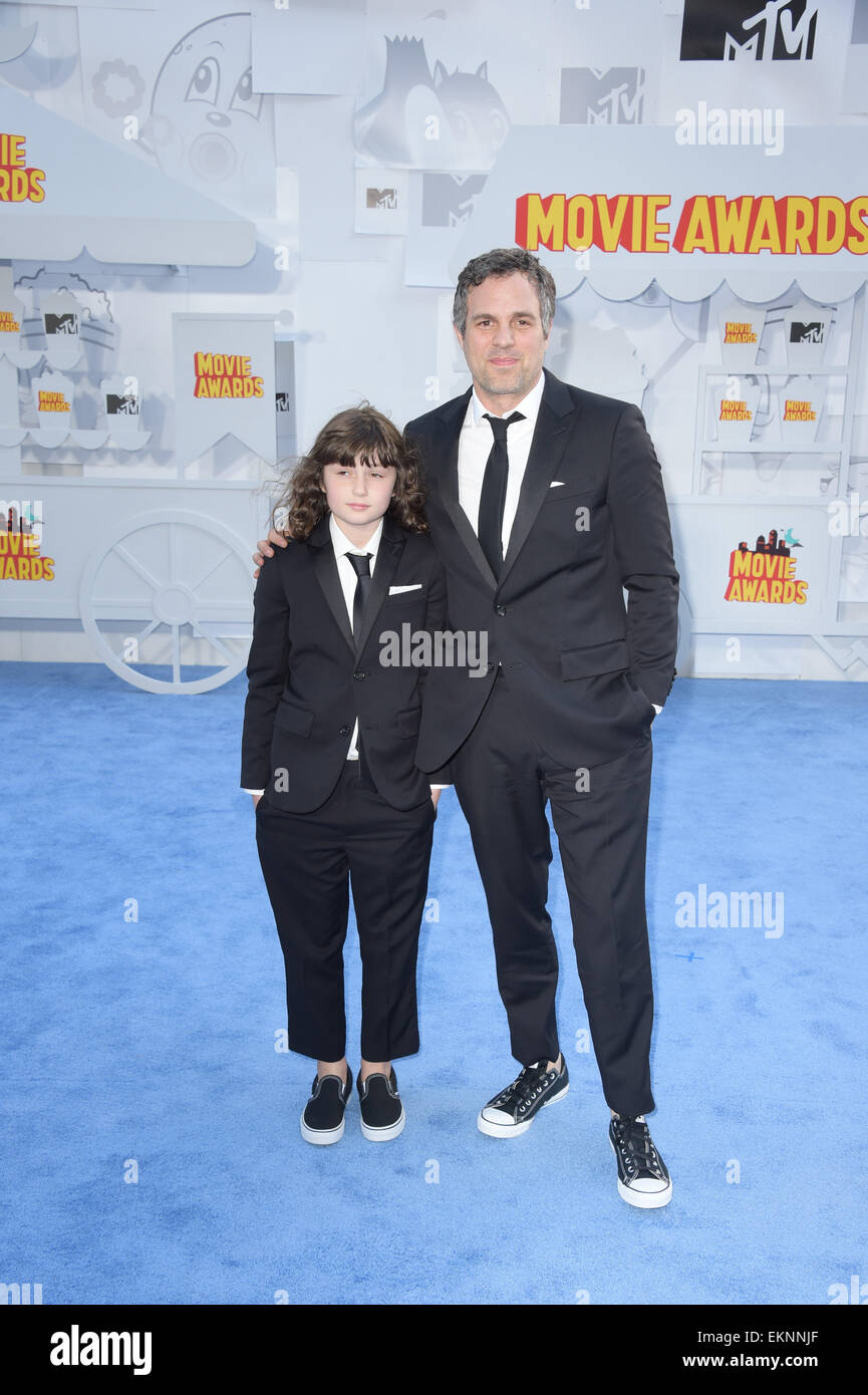 Bella Ruffalo And Mark Ruffalo High Resolution Stock Photography and ...