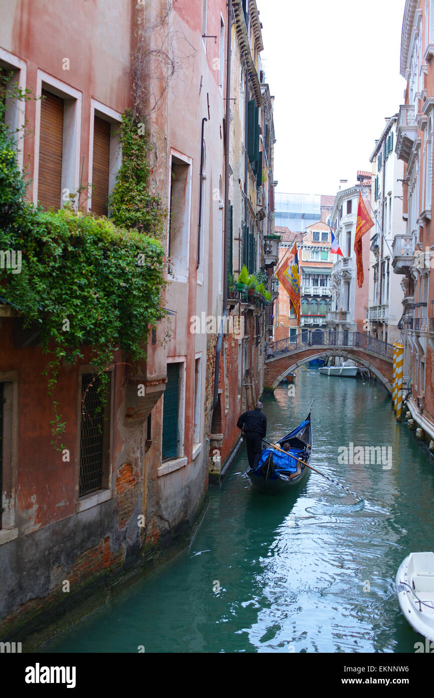 Borders basilica hi-res stock photography and images - Alamy