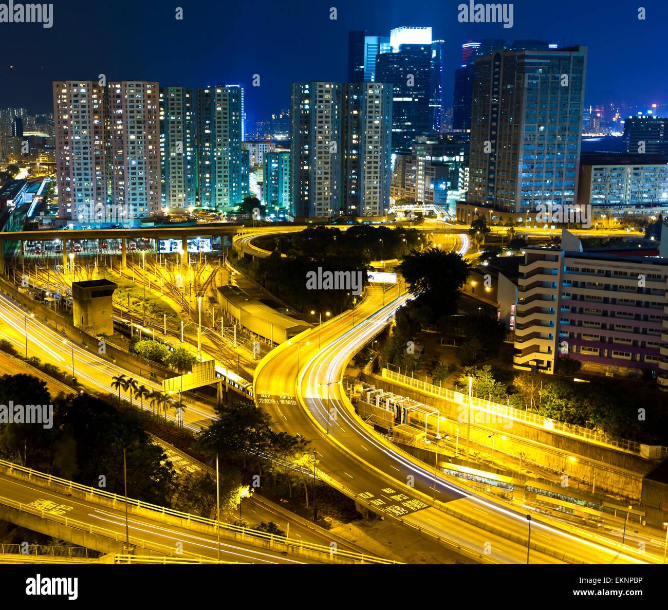Highway with heavy traffic Stock Photo - Alamy