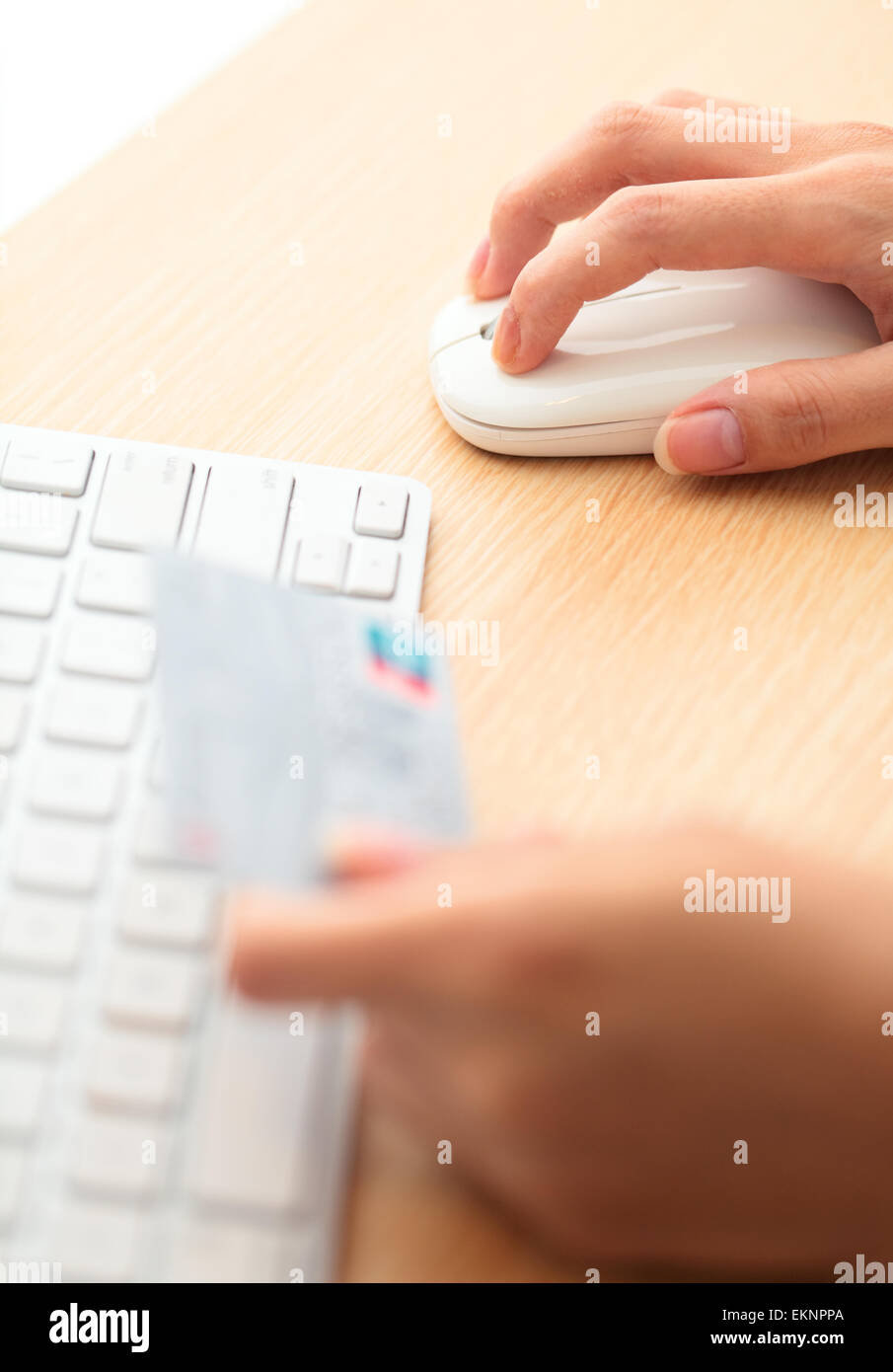 Online shopping with credit card and keyboard Stock Photo - Alamy