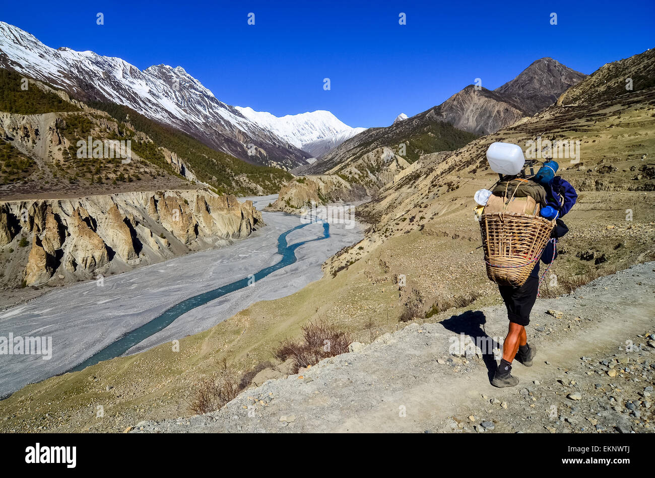 Carrying heavy load hi-res stock photography and images - Alamy