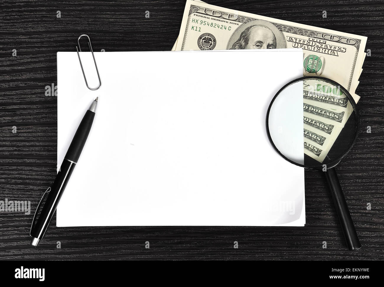 Blank paper office business hi-res stock photography and images - Alamy