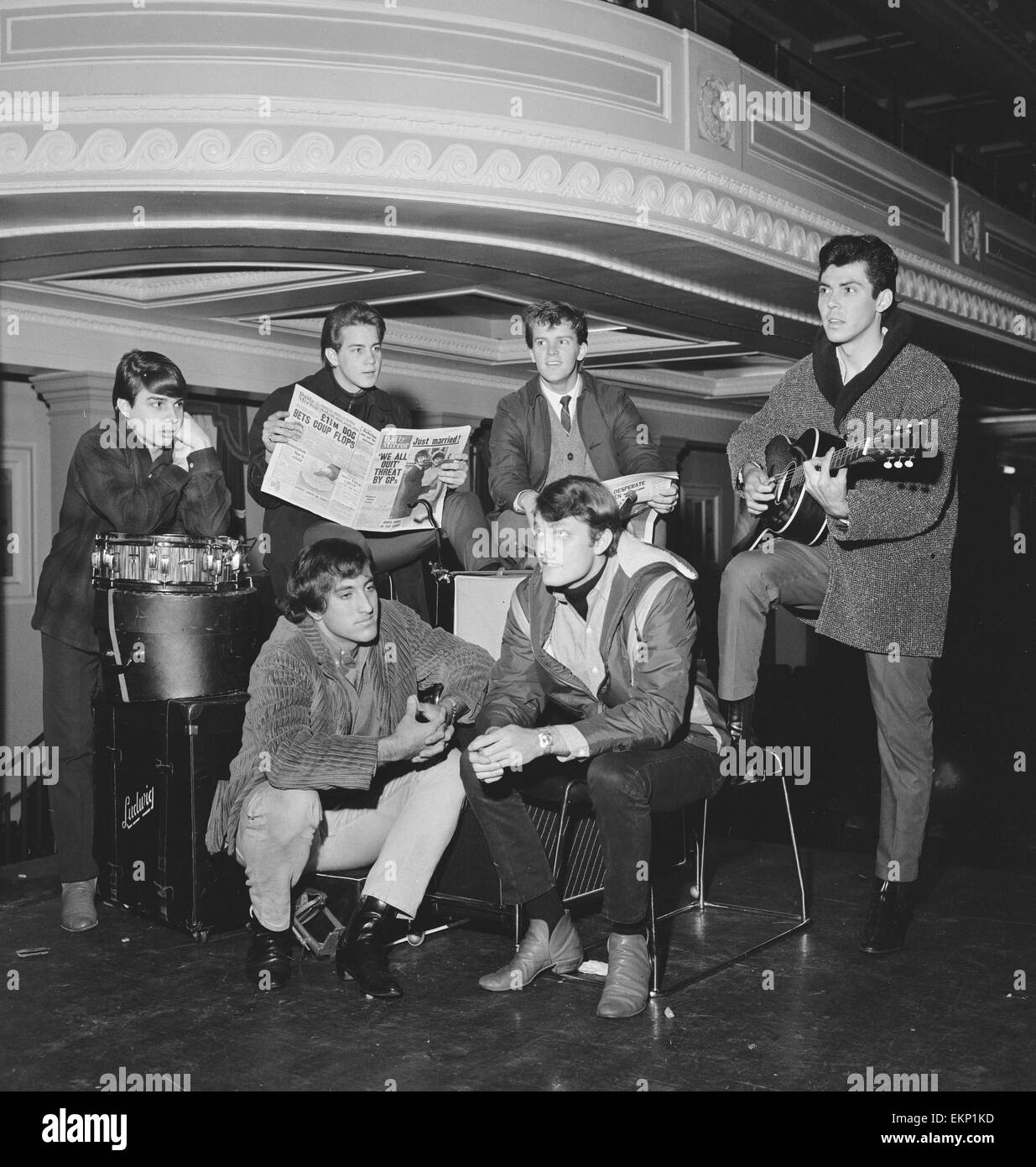 Pop singer Tommy Roe (front right) with his group The Roemans waiting ...