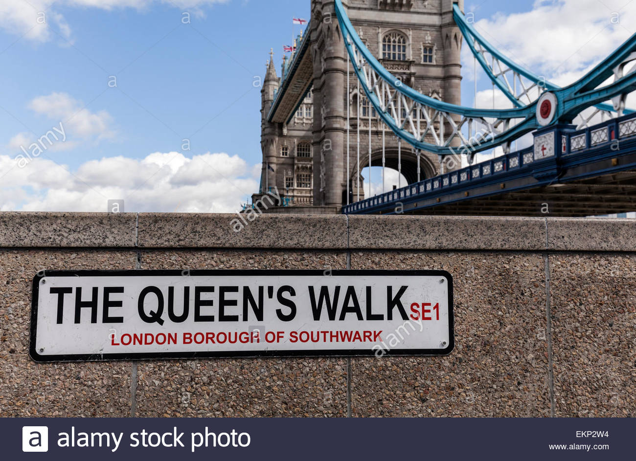 Queens Walk High Resolution Stock Photography and Images - Alamy