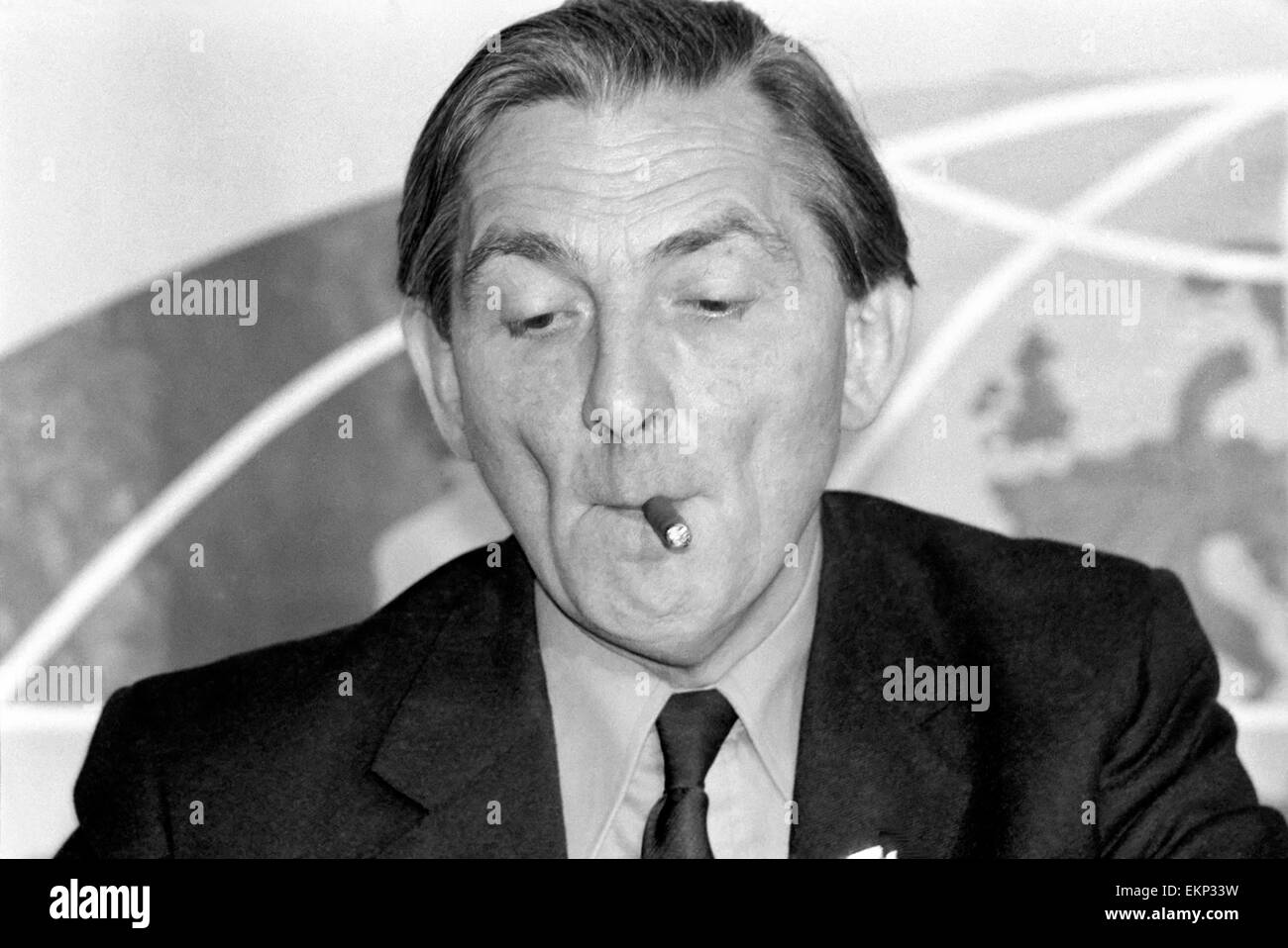 Len Murray General Secretary of the TUC talking on behalf of the anti ...