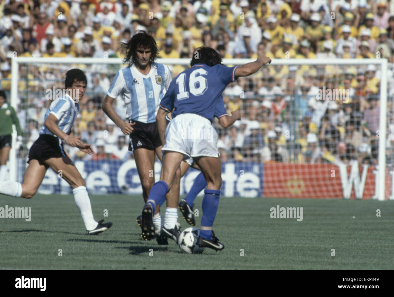 1982 World Cup Second Round Group C match in Barcelona, Spain. Italy 2 ...