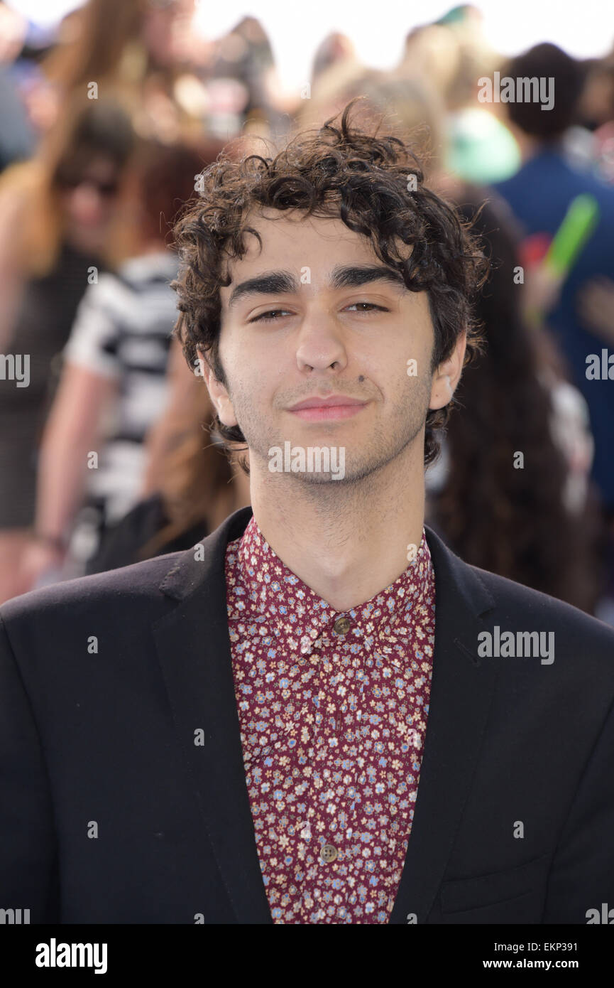 Alex wolff hi-res stock photography and images - Alamy