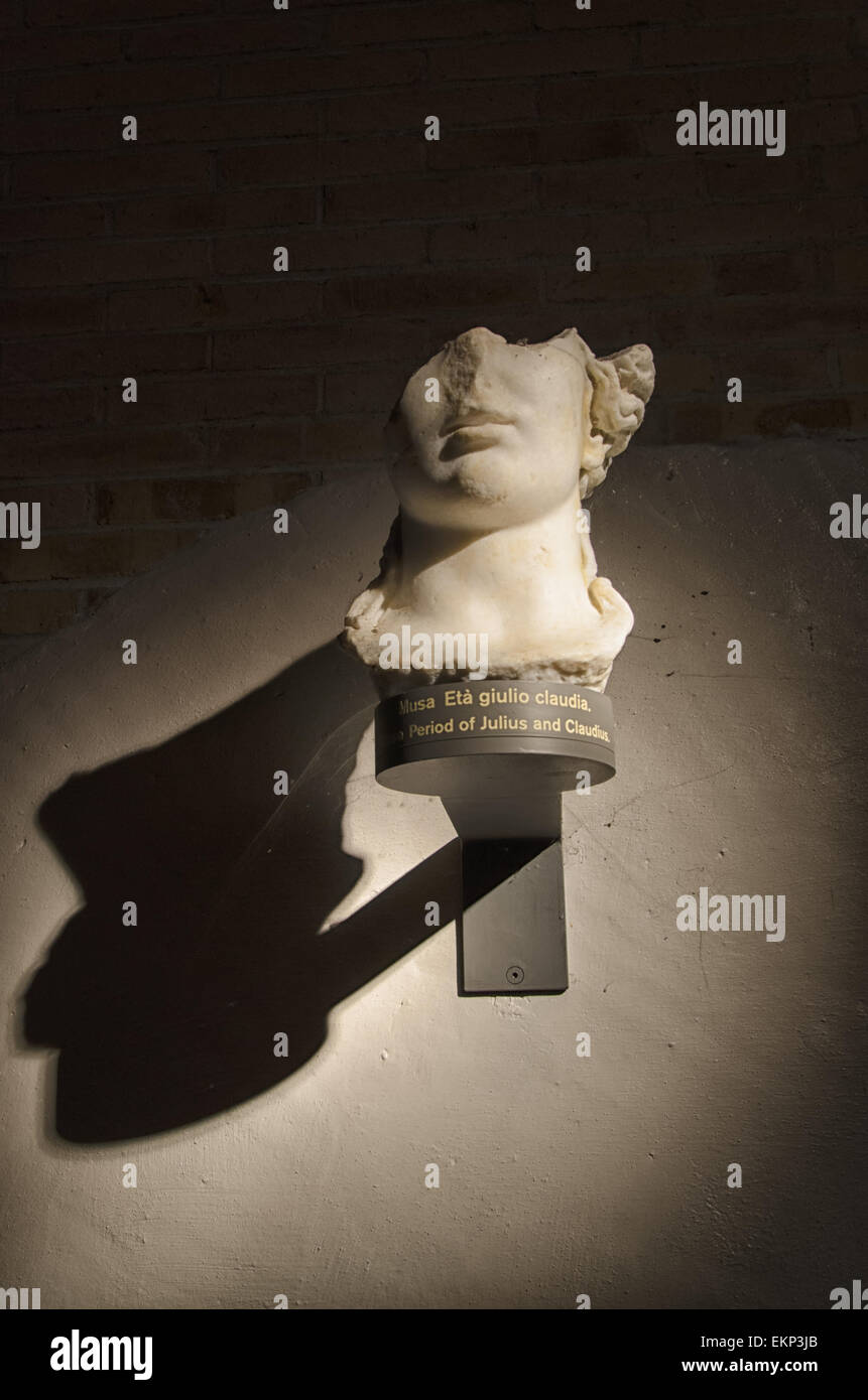 View of old statue of famous roman Stock Photo - Alamy