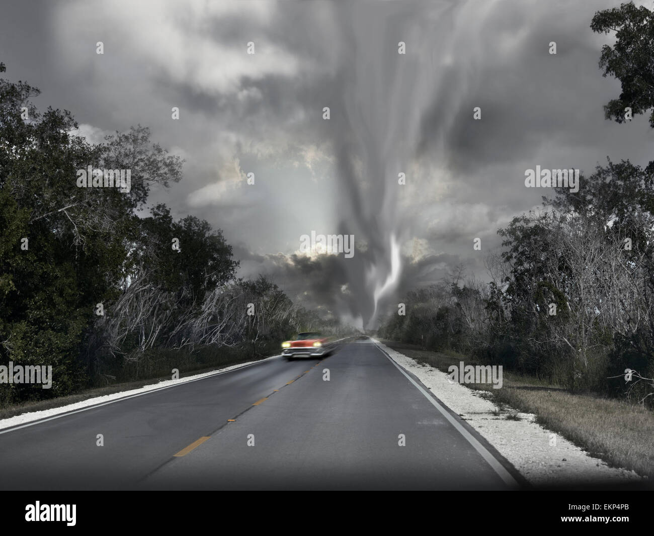 Tornado scene hi-res stock photography and images - Alamy