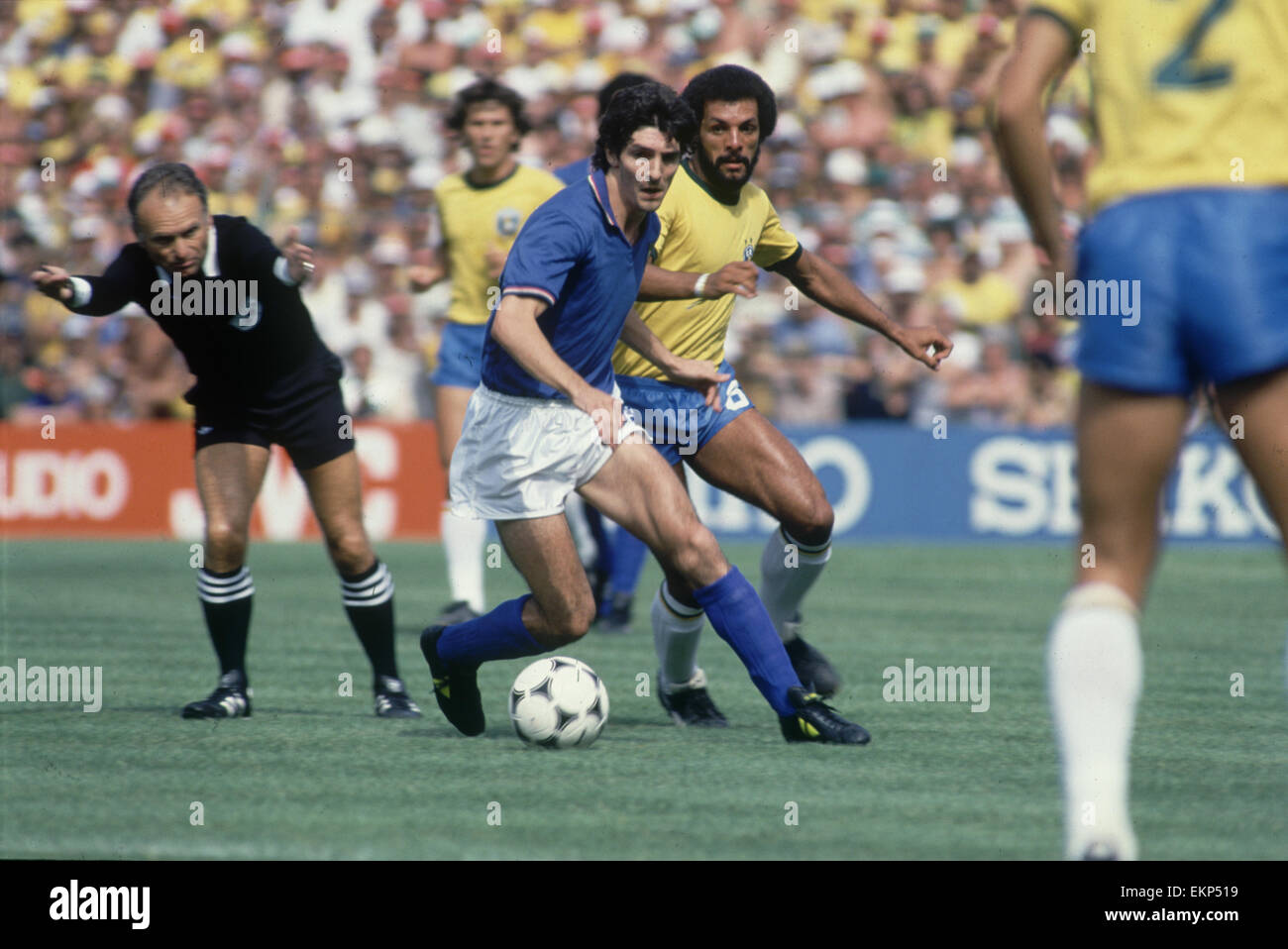 Italy brazil world cup 1982 hi-res stock photography and images - Alamy