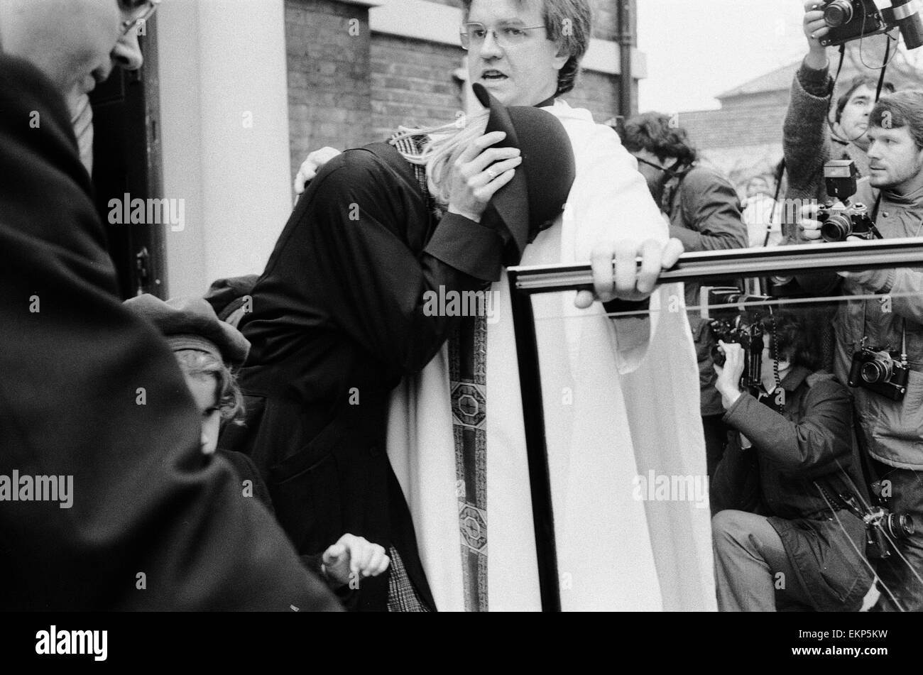 Caroline Crowther Phil Lynotts Wife