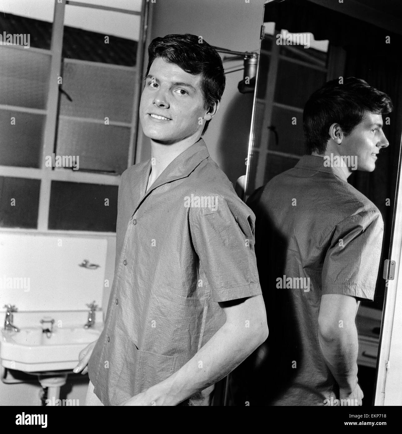 Jess conrad hi-res stock photography and images - Alamy