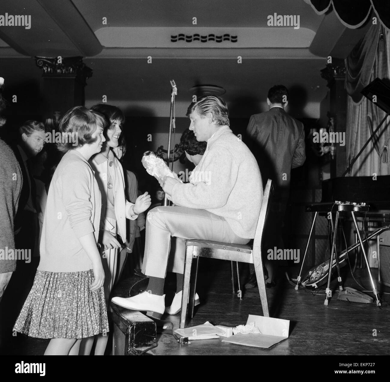 1960s club singer hi-res stock photography and images - Alamy