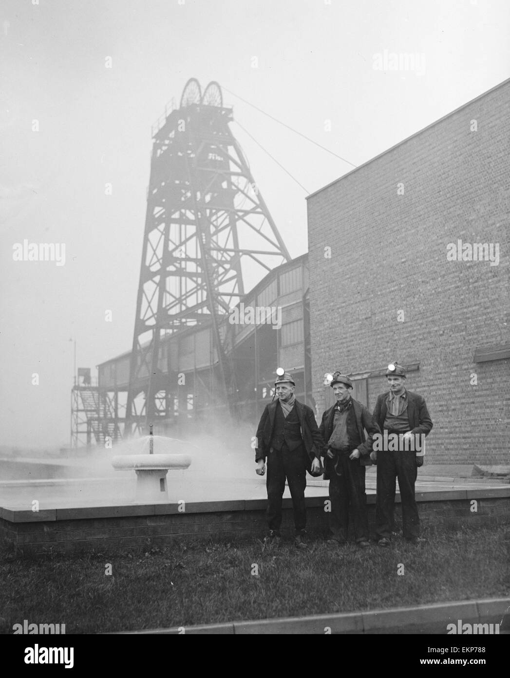 Babington Colliery in Cinderhill Nottingham 24th February 1950 Stock ...