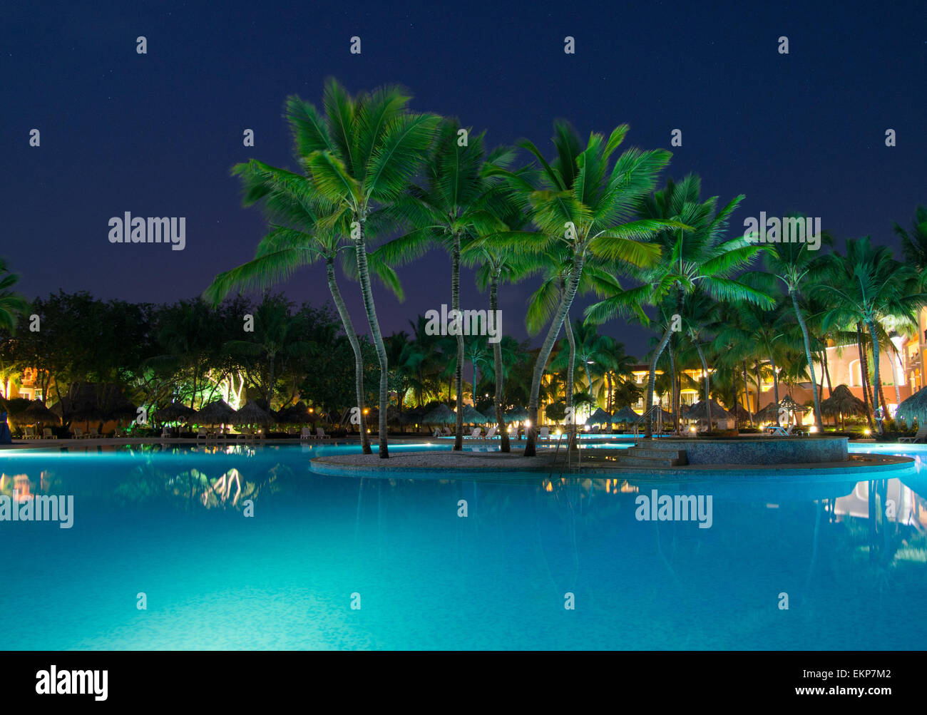 Coconut pool hi-res stock photography and images - Alamy