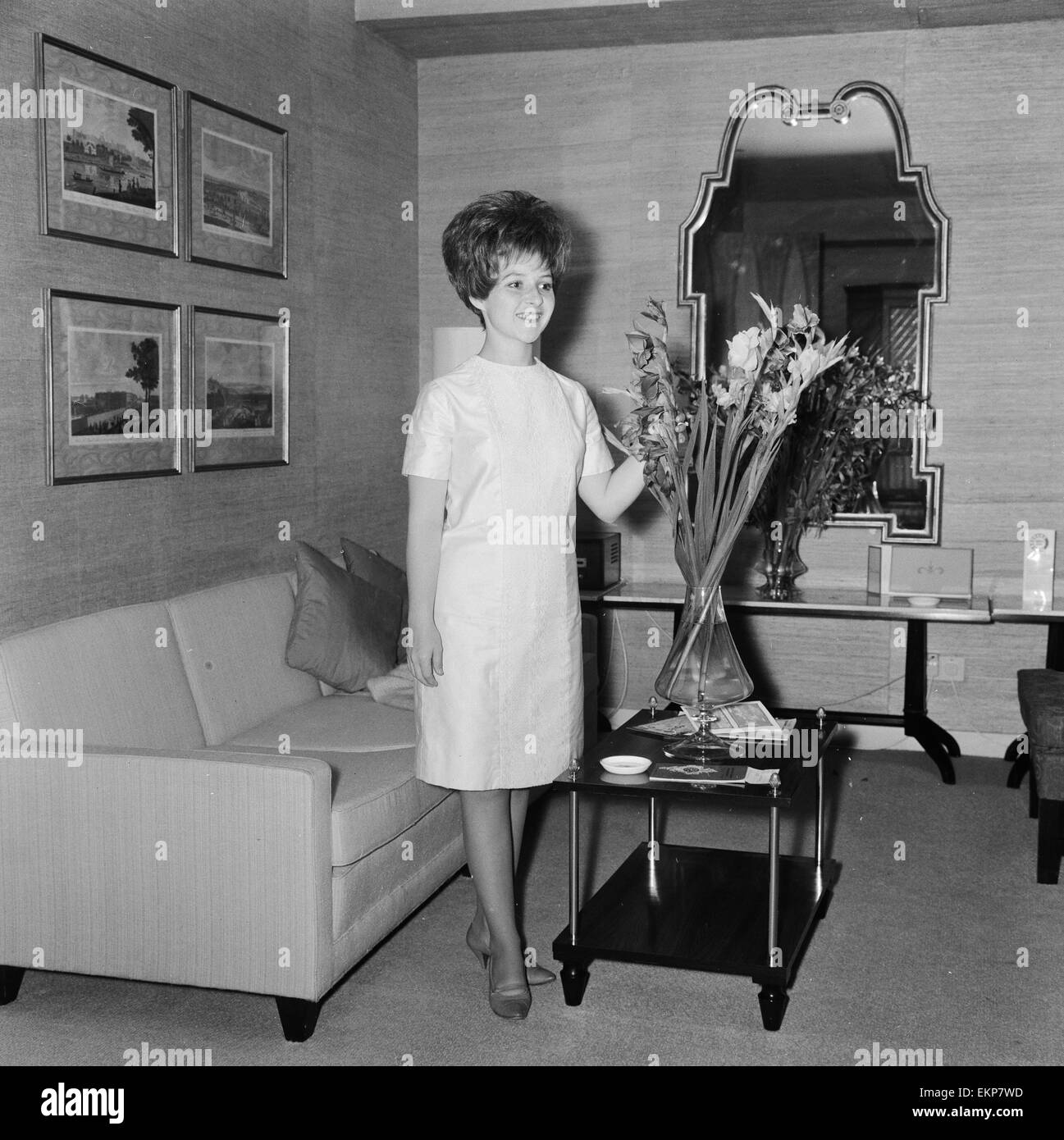 Brenda lee singer Black and White Stock Photos & Images - Alamy