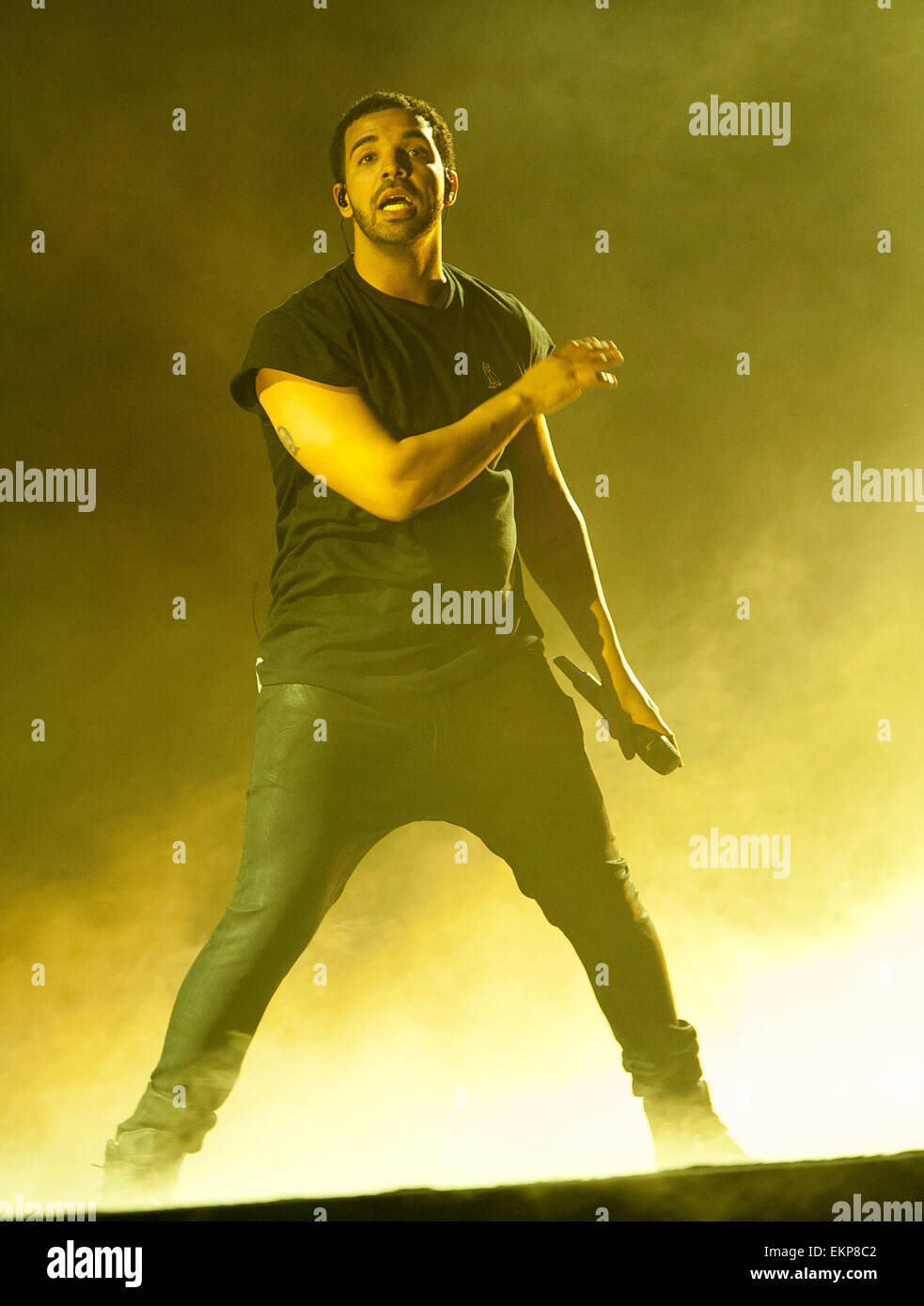 Apr 12, 2015 - Indio, California; USA - Rap Artist DRAKE performs live ...